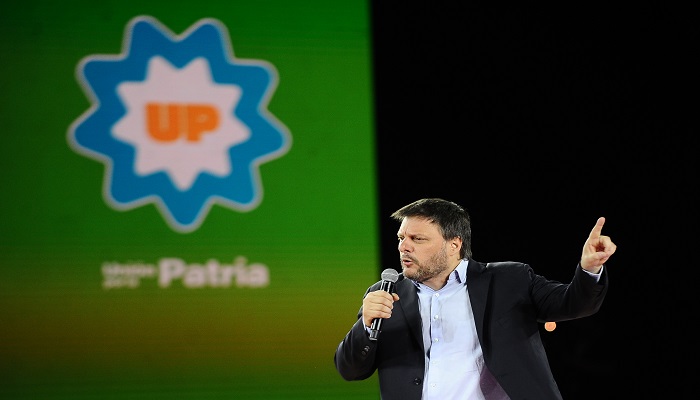 Santoro, de UxP cerró su campaña Junto a Massa en el Luna Park - Barrio ...